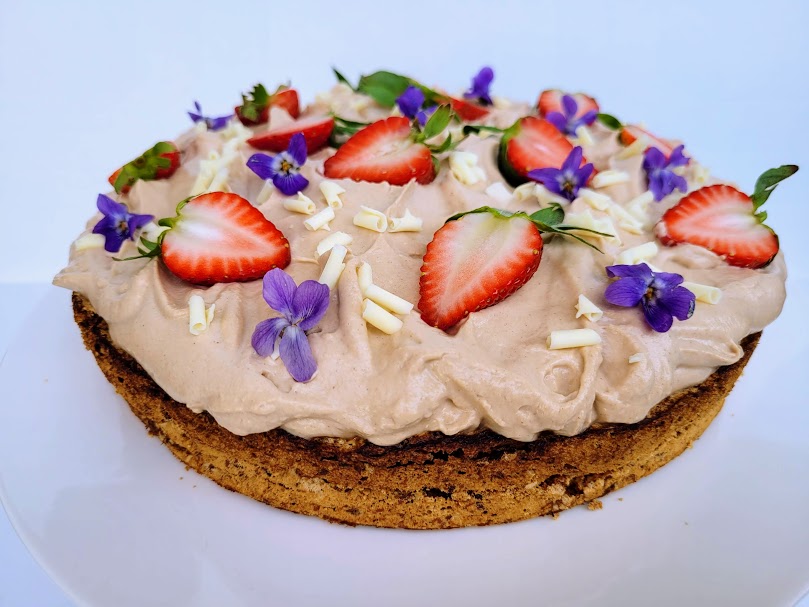 Mandelkage med nougatskum – Bagehuset.dk